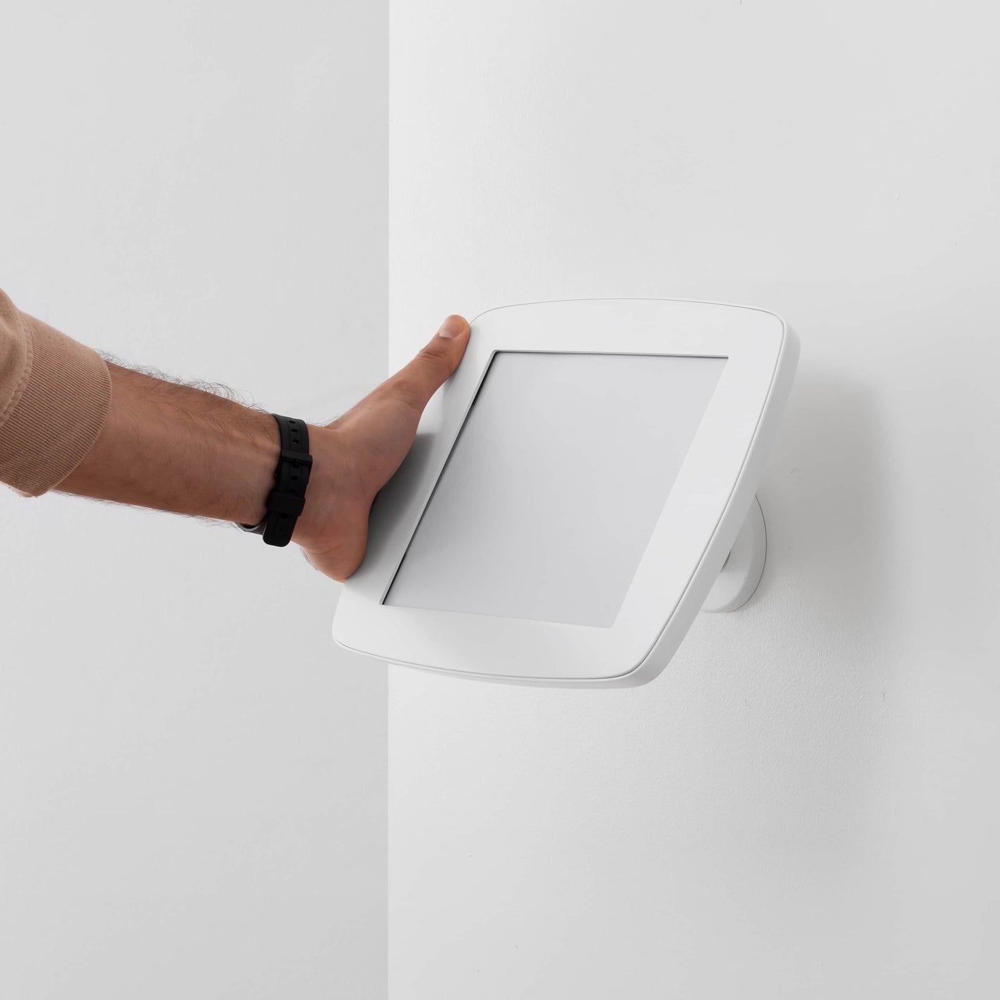 Secure Tablet & iPad Wall Mount | Bouncepad Wall